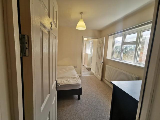 Apartment at County Road, Swindon