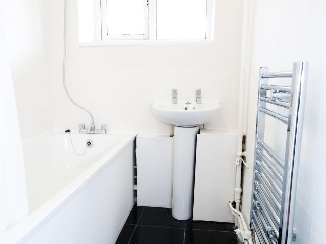 Apartment at County Street, Greater London