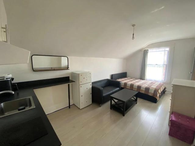Apartment at Courcy Road, Greater London