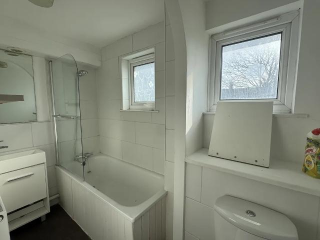 Apartment at Court Close, Aylesbury