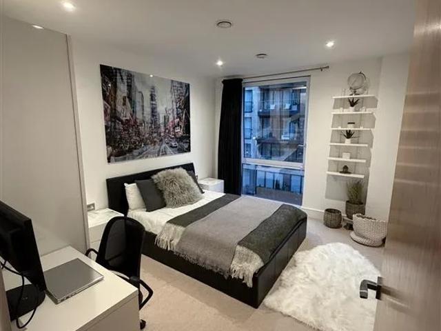 Apartment at Court Yard, Greater London