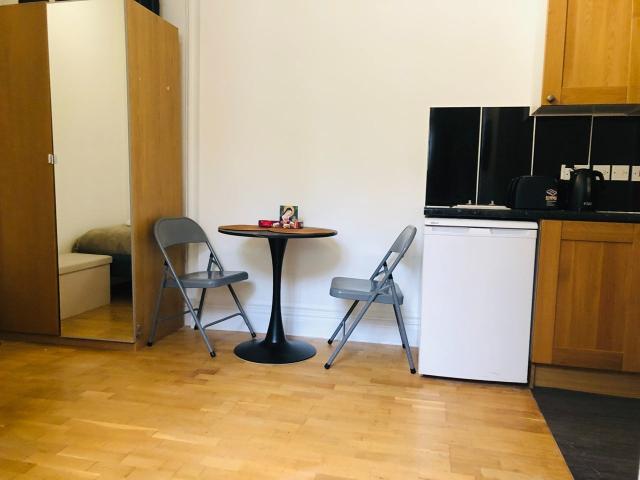 Apartment at Courtfield Gardens, Greater London