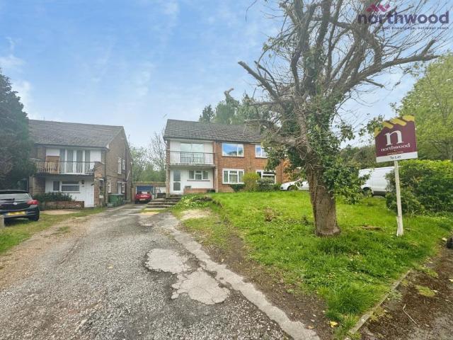 Apartment at Courtland Gardens, Southampton
