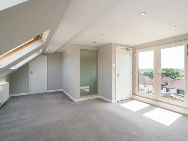 Room at Covington Way, Greater London