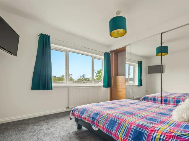 Apartment at Cowley Avenue, Borough of Runnymede