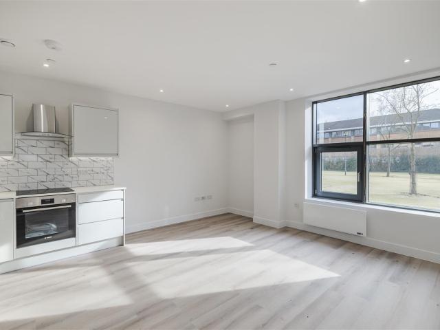 Apartment at Cowley Business Park, Greater London
