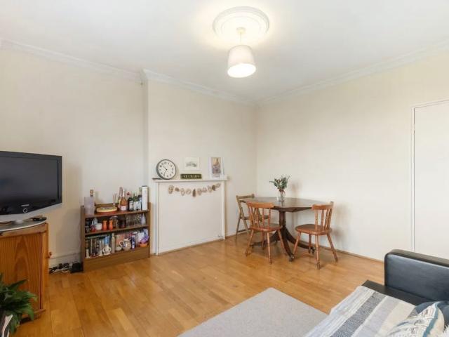 Apartment at Cowley Road, Greater London