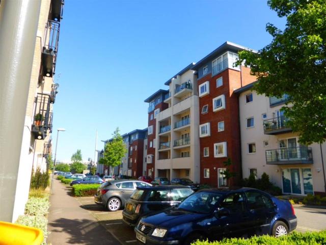 Apartment at Coxhill Way, Aylesbury