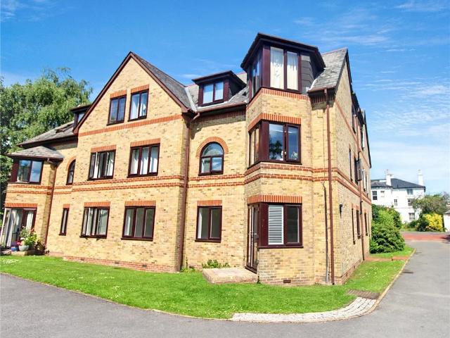 Apartment at Cobbarn, Wealden