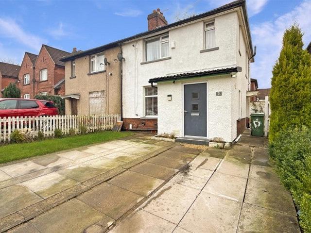 Apartment at Cobham Avenue, Farnworth