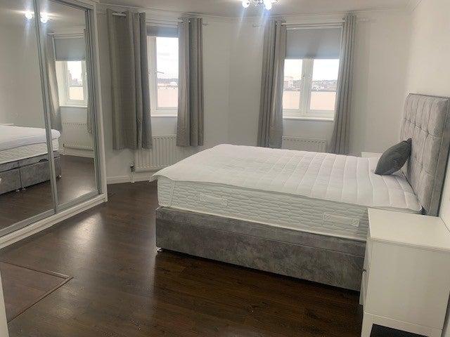Apartment at Coburg Wharf, Liverpool