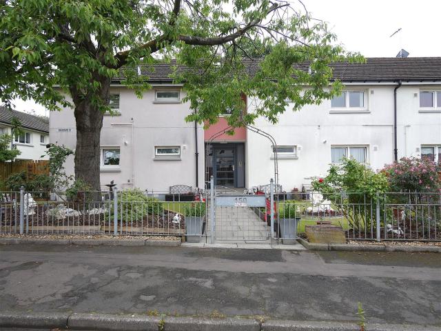 Apartment at Cockenzie Street, Glasgow