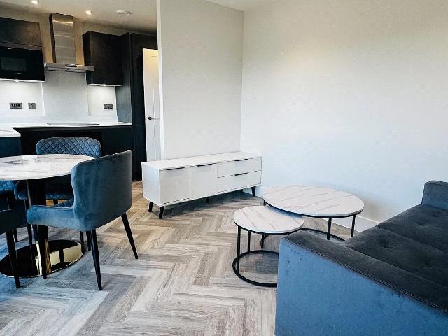 Apartment at Cockfosters Road, Greater London