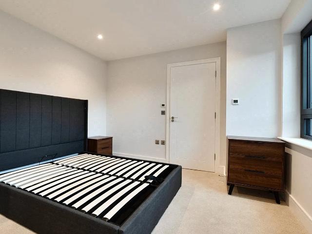 Apartment at Cockfosters Road, Greater London