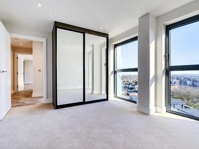 Apartment at Cockfosters Road, Greater London