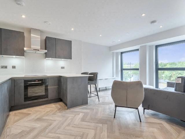 Apartment at Cockfosters Road, Greater London