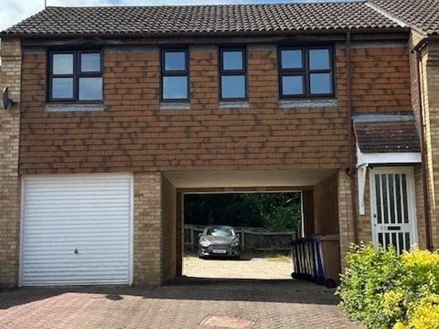 Apartment at Codling Road, West Suffolk