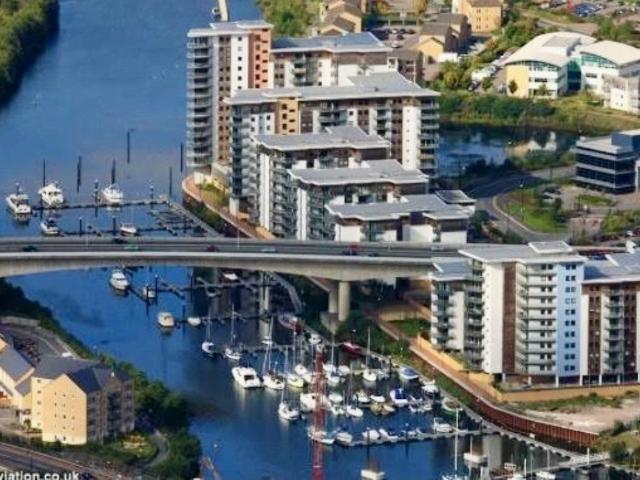 Apartment at Cogan Spur, Cardiff
