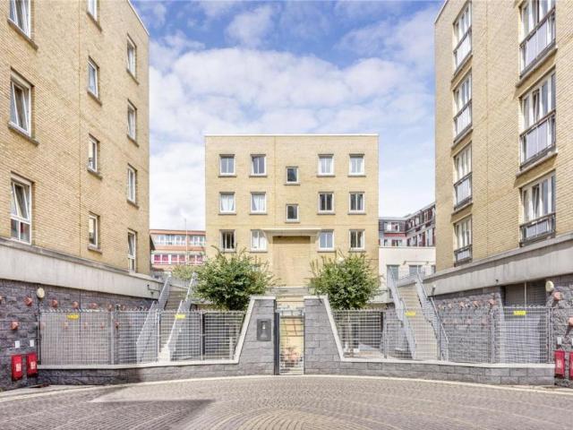 Apartment at Coke Street, Greater London