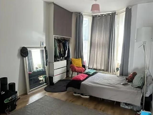Apartment at Coldharbour Lane, Greater London