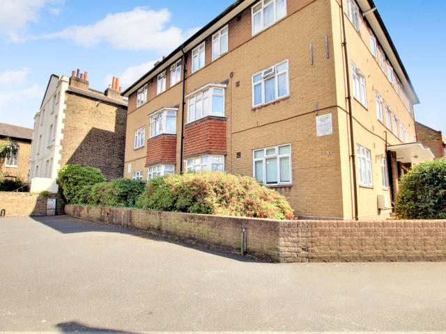Apartment at Coldharbour Lane, Greater London