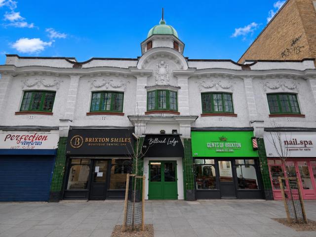 Apartment at Coldharbour Lane, Greater London