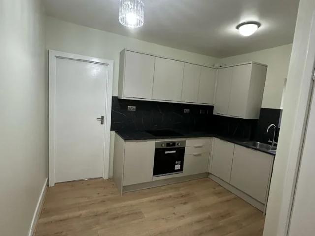 Apartment at Colenso Road, Greater London