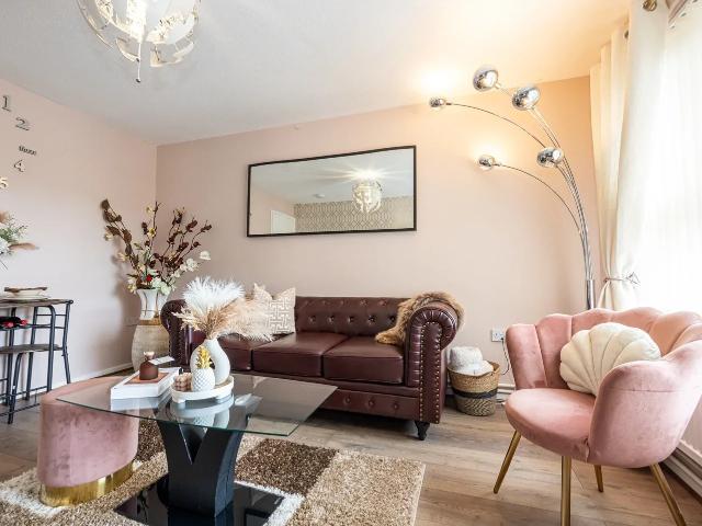 Apartment at Colebrook Drive, Manchester
