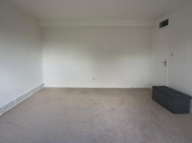 Apartment at Colebrook Rise, Greater London