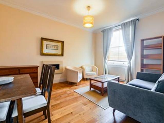 Apartment at Coleherne Mews, Greater London