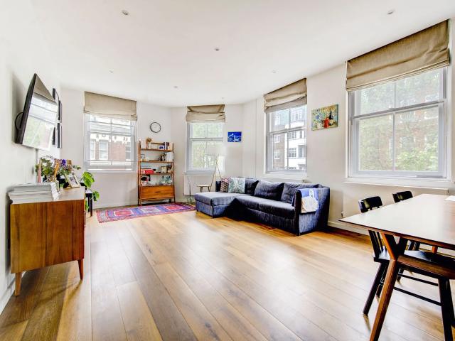 Apartment at Coleherne Road, Greater London