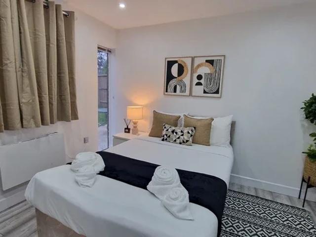 Apartment at Coles Crescent, Greater London