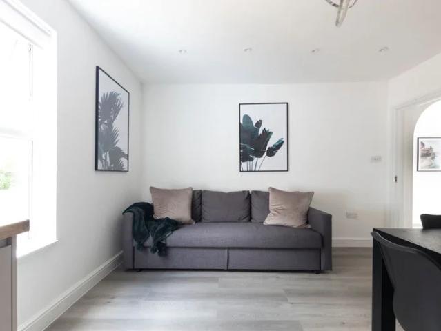 Apartment at Coley Place, Reading