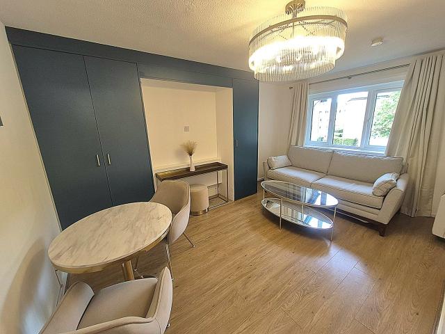 Apartment at Colindale Avenue, Greater London