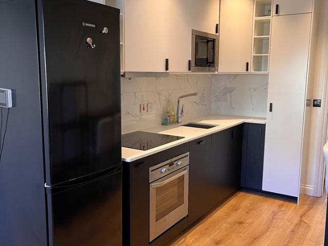 Apartment at Colindeep Gardens, Greater London
