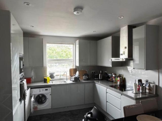 Apartment at Colonial Road, Slough