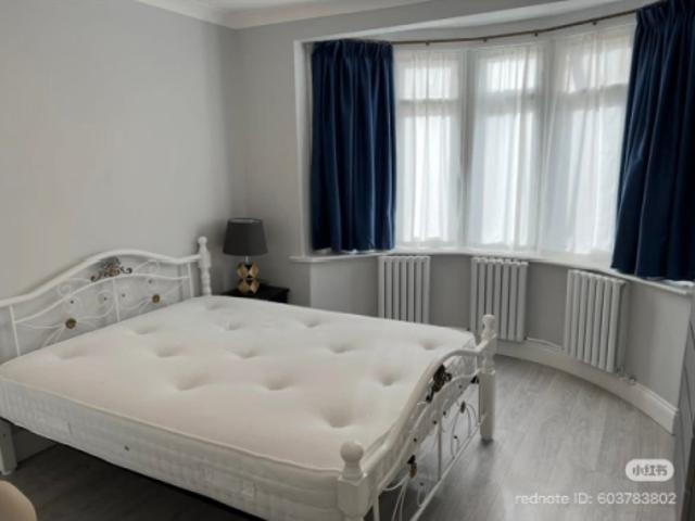 Apartment at Colonial Road, Slough