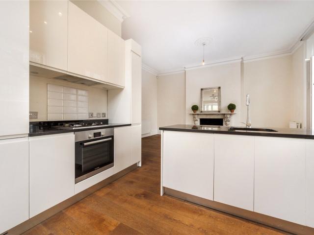 Apartment at College Crescent, Greater London