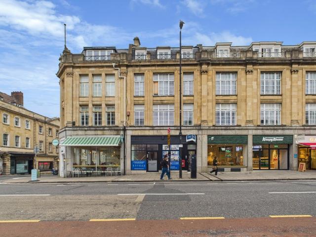 Apartment at College Green, Bristol