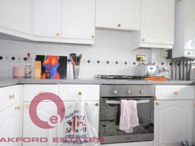 Apartment at College Place, Greater London