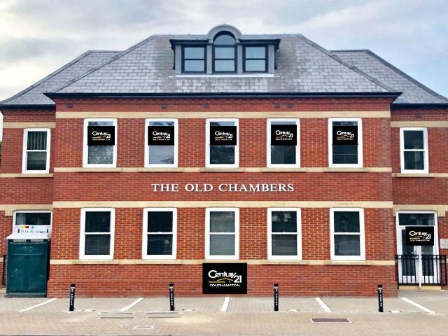 Apartment at College Place, Southampton