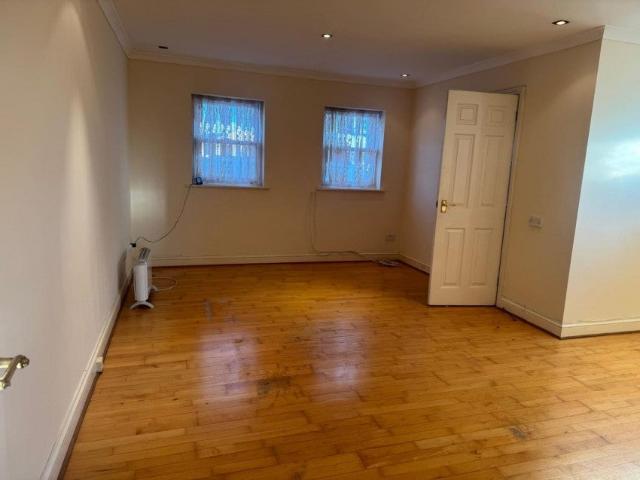 Apartment at College Road, Cheshunt