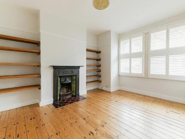 Apartment at College Road, Greater London