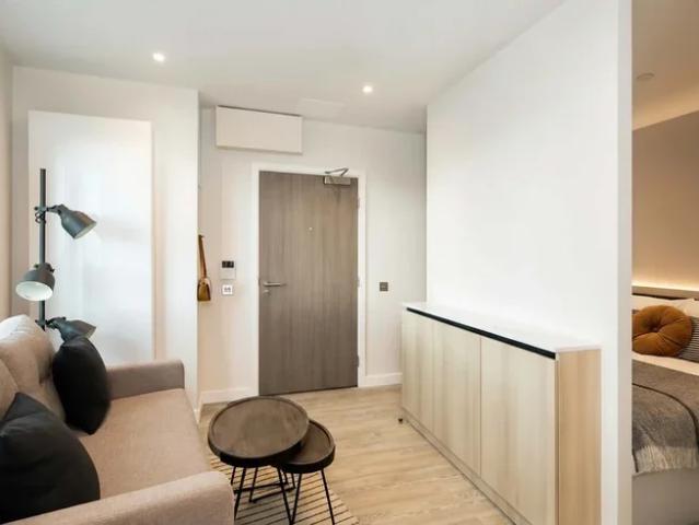 Apartment at College Road, Greater London
