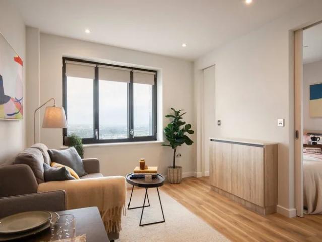 Apartment at College Road, Greater London