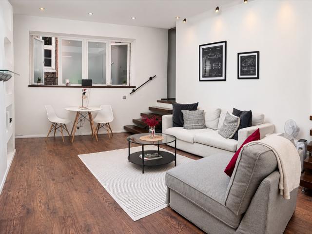 Apartment at Collingham Gardens, Greater London