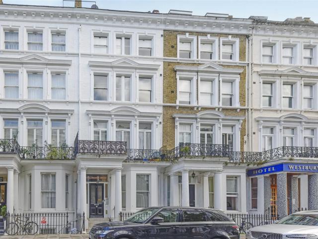 Apartment at Collingham Place, Greater London