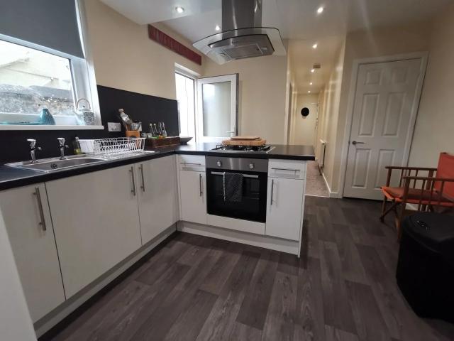 Apartment at Collingwood Avenue, Plymouth