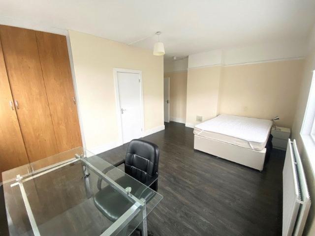 Apartment at Collingwood Road, Portsmouth