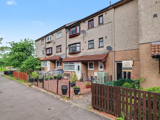 Apartment at Collree Gardens, Glasgow